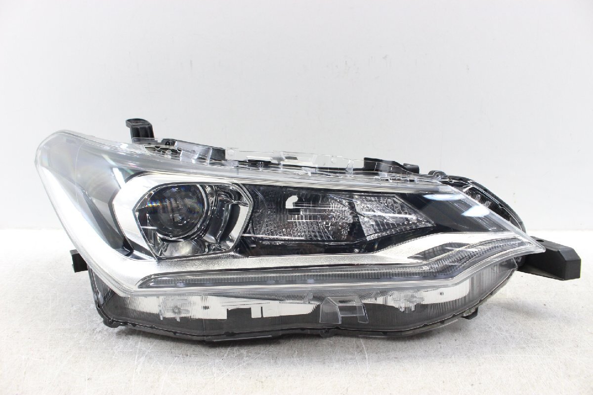 【目立った傷や汚れなし】美品 カローラフィールダー NRE161 後期 LED ヘッドライト 右 右側 打刻Z コイト 12-597 ...
