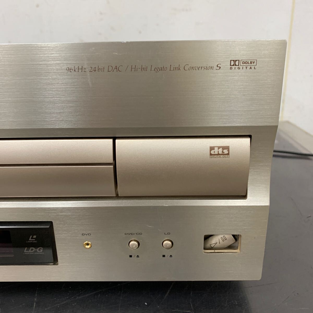 【全体的に状態が悪い】050727.DVL-H9. Pioneer.パイオニア.LDプレーヤー.CD DVD LD.通電確認のみ.ジャンクの ...