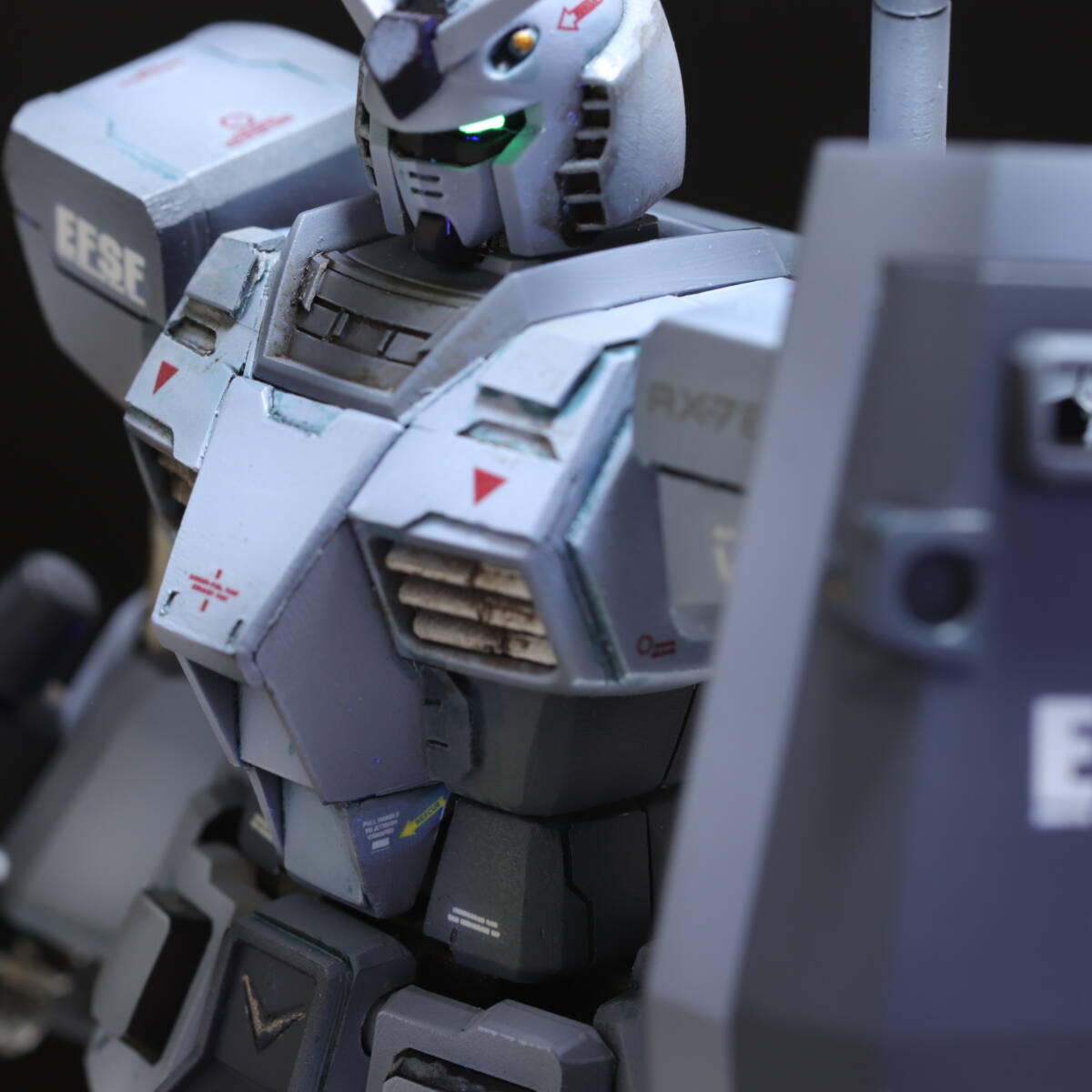 【目立った傷や汚れなし】HGUC RX-78-2ガンダム 1/144 機動戦士ガンダム 塗装済 完成品の落札情報詳細 - Yahoo!オークション落札価格検索 オークフリー