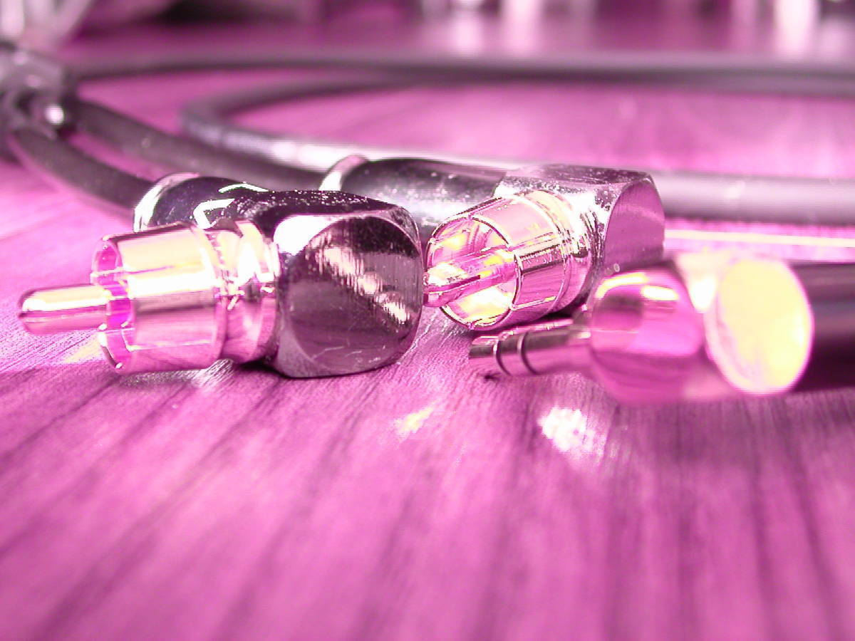 【目立った傷や汚れなし】19万 OMF 3.5mm ステレオミニプラグ to 2RCA 変換ケーブル 581【R4】音的には雲泥の違い 1.5mの落札情報詳細 - Yahoo!オークション落札 ...