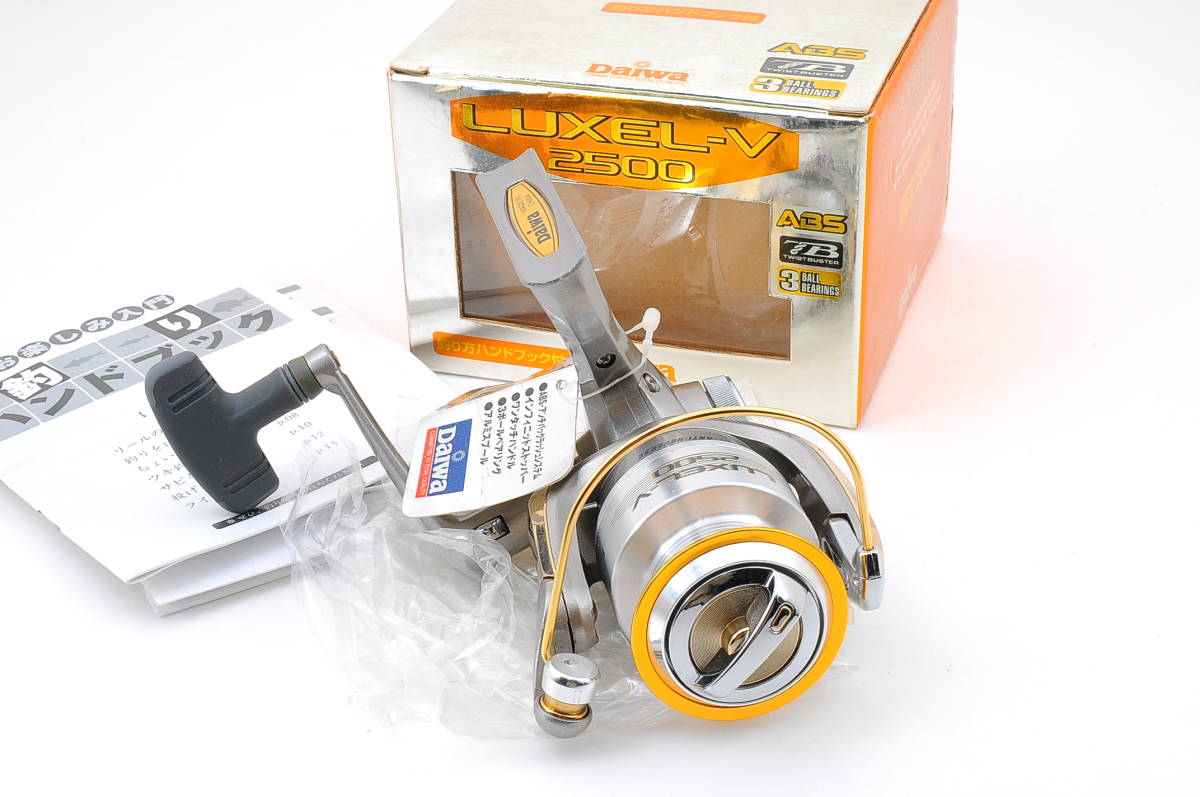 [サハ29]動作品 ダイワ ラクセルV 2500 スピニングリール DAIWA LUXEL-V 2500 箱付き 釣り フィッシングの落札情報詳細 - ヤフオク落札価格検索 オークフリー