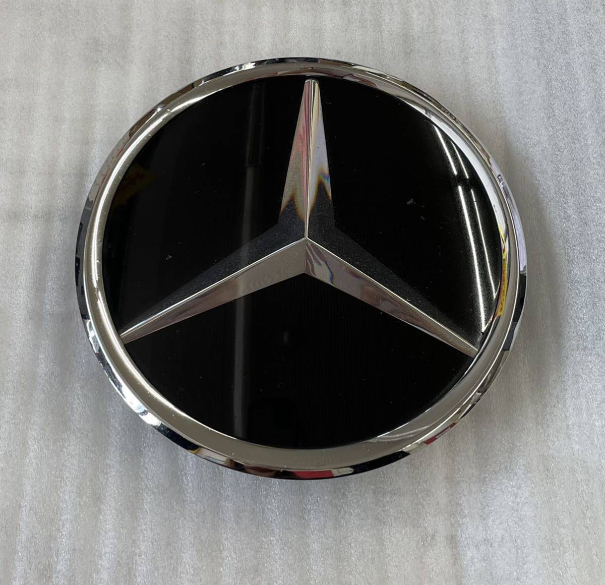 【流用】ベンツ純正グリルエンブレム スターマーク ディストロ用Aクラス(W176),Bクラス(W246),Cクラス(W204),Eクラス ...