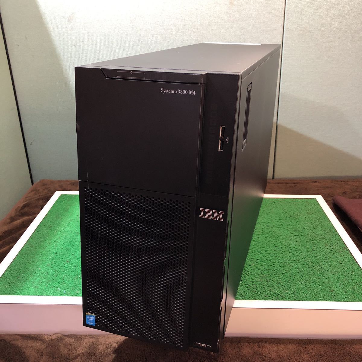 【やや傷や汚れあり】IBM System x3500 M4 Xeon E5-2640 v2 2.0GHz メモリ 64GB サーバー 通電OK ...