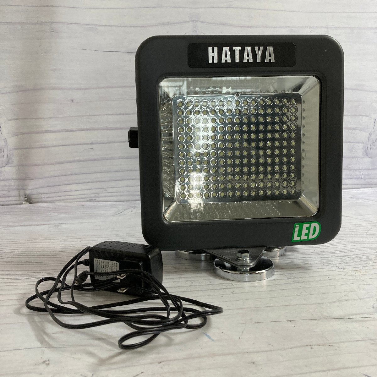 【やや傷や汚れあり】f001 E HATAYA ハタヤ 充電式LEDケイライト マグネット付アームタイプ LWK-10M ブラック 屋外用 動作品の落札情報詳細 - ヤフオク落札価格検索 オークフリー