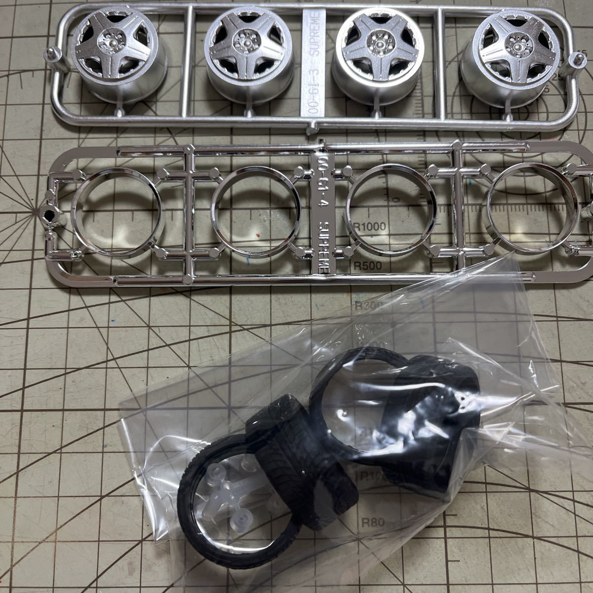 【未使用】希少 アオシマ 1/24 オートクチュール シュプレム の落札情報詳細 - ヤフオク落札価格検索 オークフリー