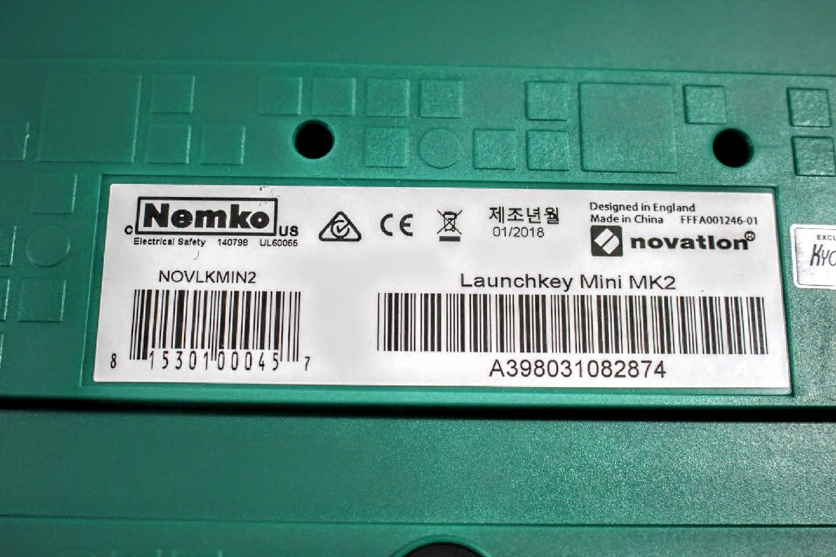 【未使用に近い】B.0084【動作品・箱付】Nemko Novation Launch Key Mini MK2 ノベーション MIDI ...
