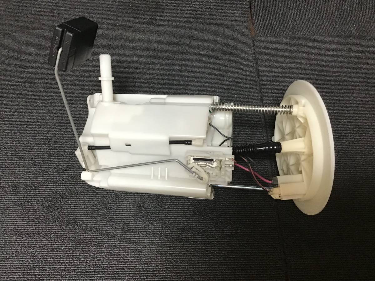 【目立った傷や汚れなし】クラウン DBA-GRS184 燃料ポンプ/フューエルポンプ 2GR-FSE 77020-30290 アスリート 中古 即納の落札情報詳細 - ヤフオク落札価格検索 ...