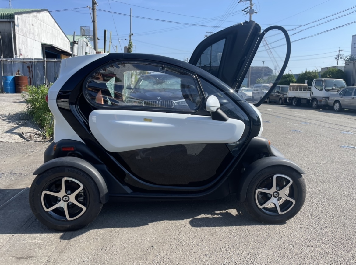 【走行距離 46 km】1円スタート！売り切り！RENAULT TWIZY ルノートゥイージー 個人 マイクロカー ミニカー登録 電気自動車 ...