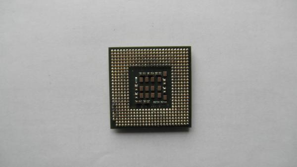 【傷や汚れあり】Intel Pentium4 Processor 540 3.2Ghz/SL7PN/1M/800Mhz PLGA775 ...