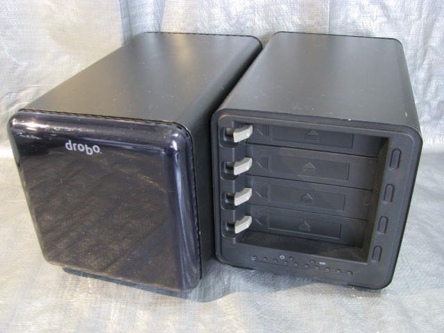 【傷や汚れあり】K8132/HDDケース 2個/drobo DRO4D-Uの落札情報詳細 - ヤフオク落札価格情報 オークフリー