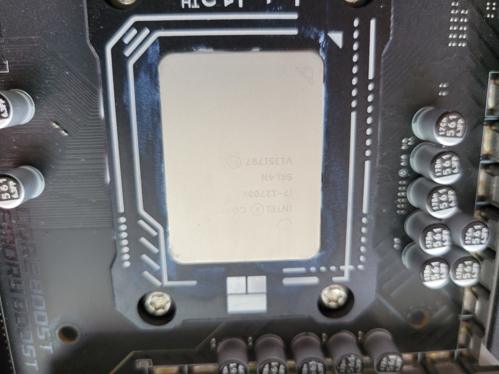 【やや傷や汚れあり】i7-12700k_MSI PRO z670-A DDR4 _Elite DDR4 3200 16G×2枚 の落札情報詳細 - ヤフオク落札価格検索 オークフリー