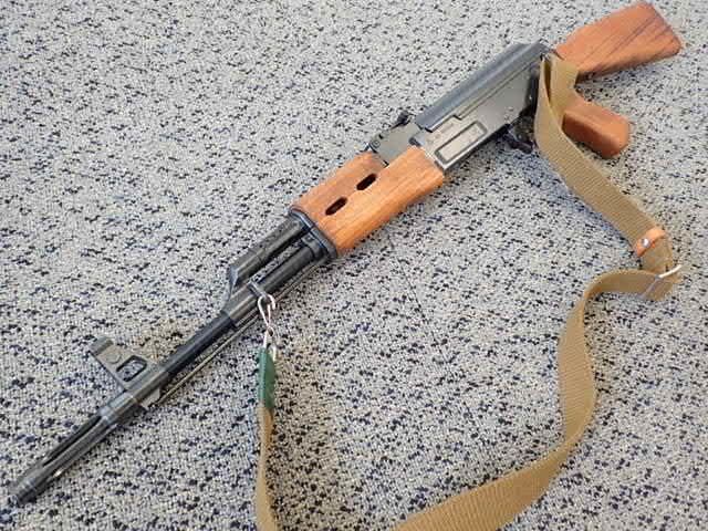 【やや傷や汚れあり】101104 ☆木製ストック♪東京マルイ TOKYO MARUI 電動ガン AK47 EP 93726M♪の落札情報詳細 ...