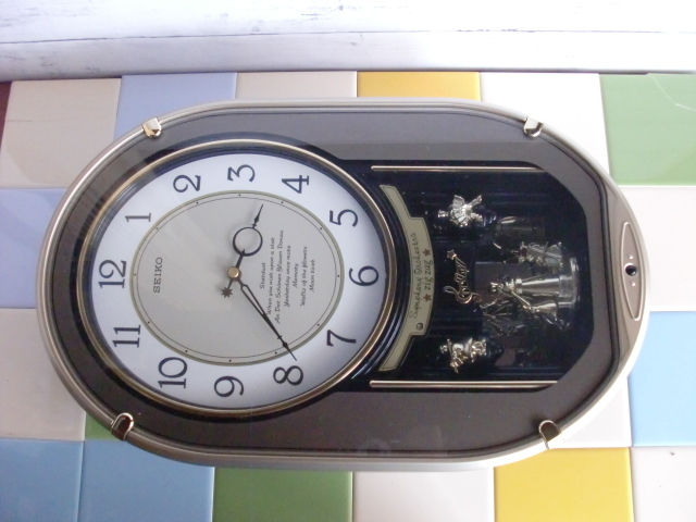 【傷や汚れあり】壁掛け時計 振子時計 三角形 SEIKO ZigZag レトロ ジグザグ セイコー の落札情報詳細| ヤフオク落札価格情報 ...