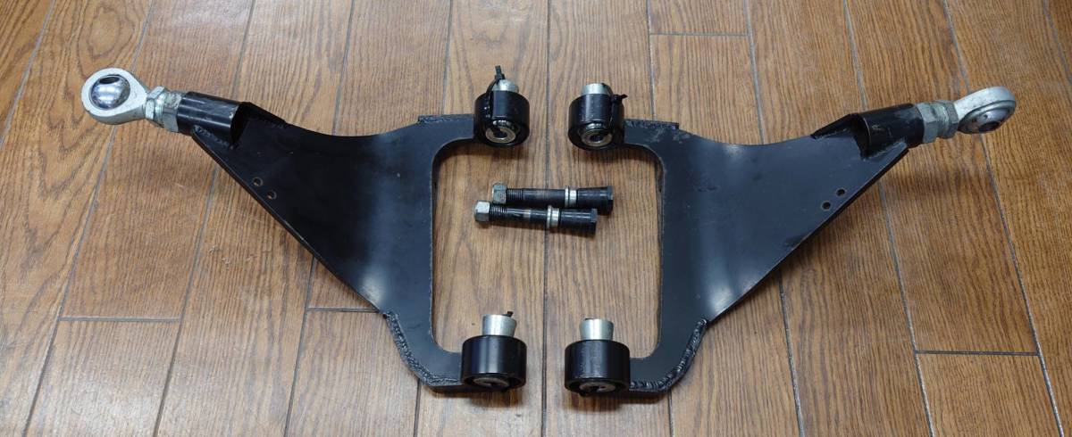 【傷や汚れあり】E52エルグランド ナギサオート リアアッパーアームの落札情報詳細 - Yahoo!オークション落札価格検索 オークフリー