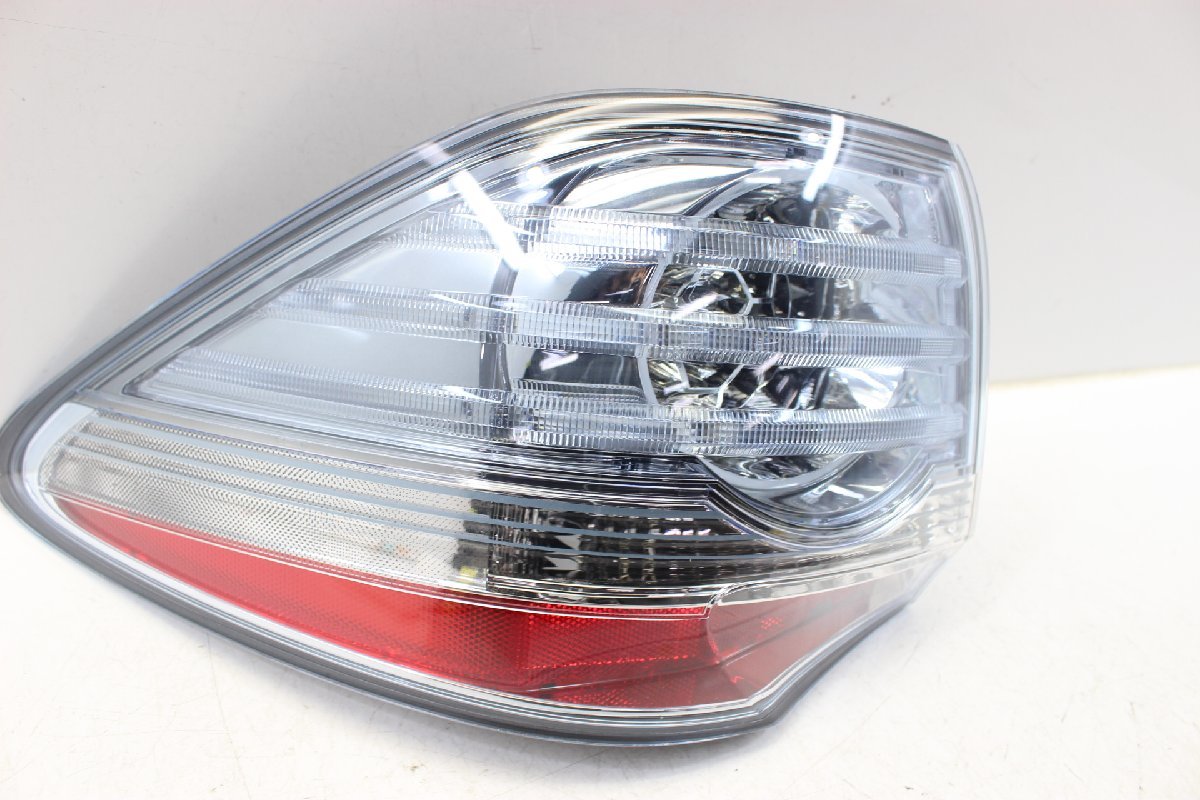【傷や汚れあり】ジャンク品 クラウン GWS204 ハイブリッド 前期 テールライト ランプ 左 左側 LED コイト 30-348 打刻H ...