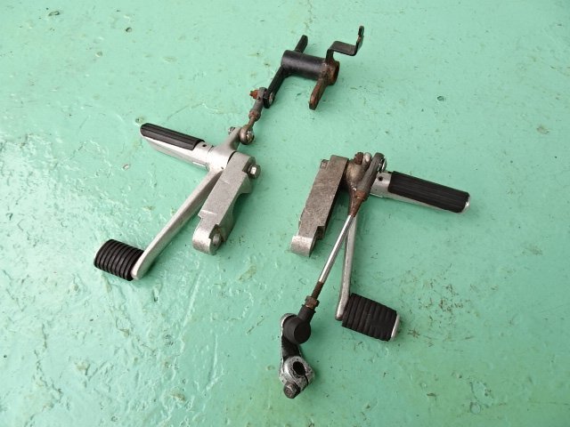 【やや傷や汚れあり】Z400FX Z500 Z550FX JMC バックステップ 当時物の落札情報詳細 - Yahoo!オークション落札価格検索 オークフリー