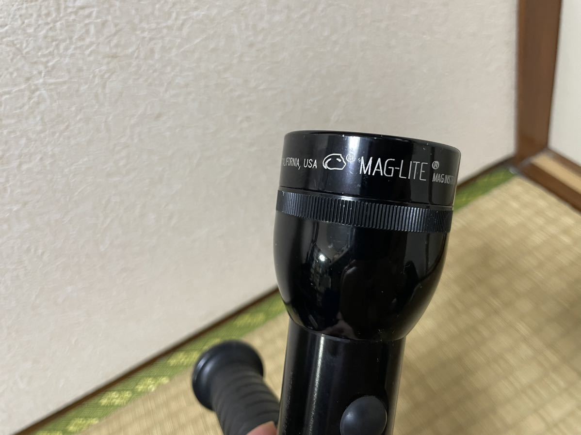 【傷や汚れあり】マグライト 6D 単1電池×6本 LED仕様 中古品 保管品 希少品 絶版品 廃盤品 コレクション MAG LITE ...