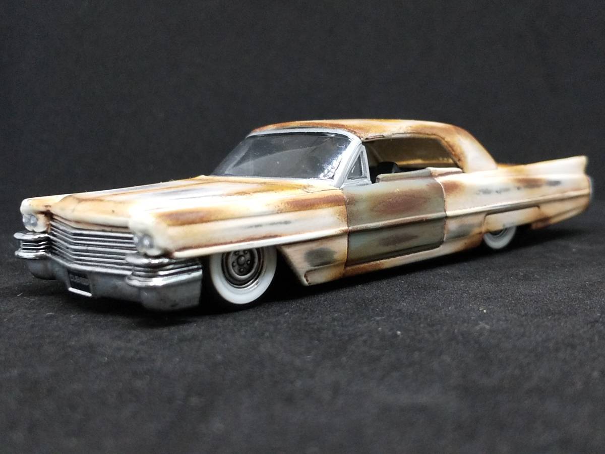 【目立った傷や汚れなし】★1/64 JADA '63 Cadillac Series62 改 リペイント 錆塗装 サビ キャデラック ラット ...