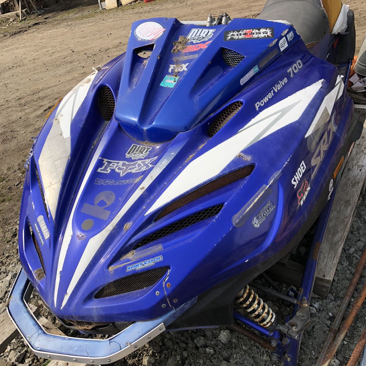 【全体的に状態が悪い】ヤマハ SRX 700 スノーモービル 部品取りの落札情報詳細 - ヤフオク落札価格情報 オークフリー