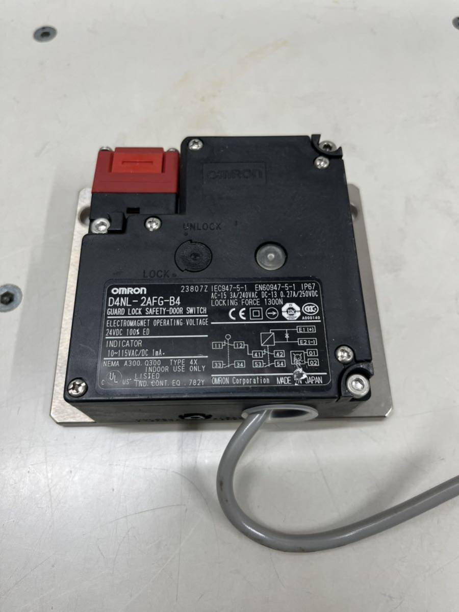 【傷や汚れあり】y39 Omron D4nl 2afg B4 小形電磁ロック セーフティドアスイッチの落札情報詳細 ヤフオク落札価格検索
