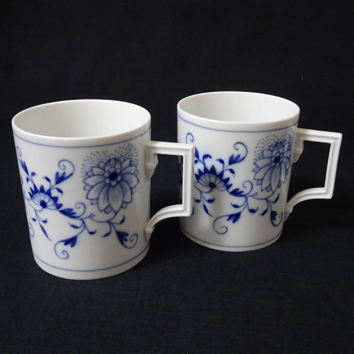 【目立った傷や汚れなし】【1777256-204】マイセン ブルーオニオン マグカップ2点まとめセット ペアカップ 食器 コレクション 60 ...