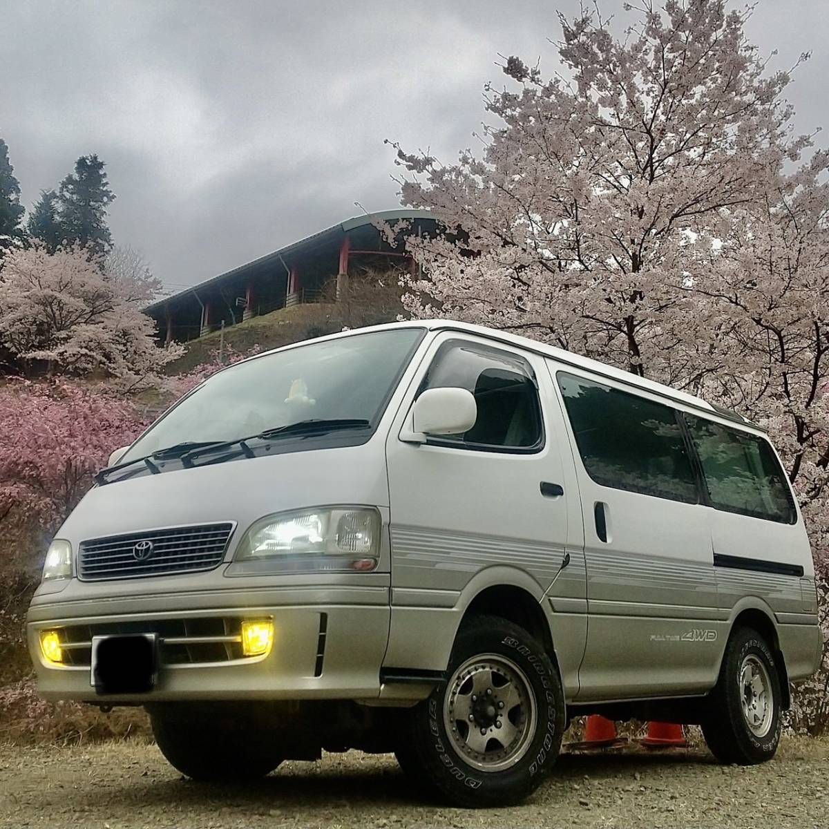 【走行距離 154,500 km】ハイエース ワゴン 100系 ディーゼルターボ 4WD スーパーカスタムG トリプルムーンルーフ 車検残ありの落札情報詳細 - Yahoo!オークション落札 ...