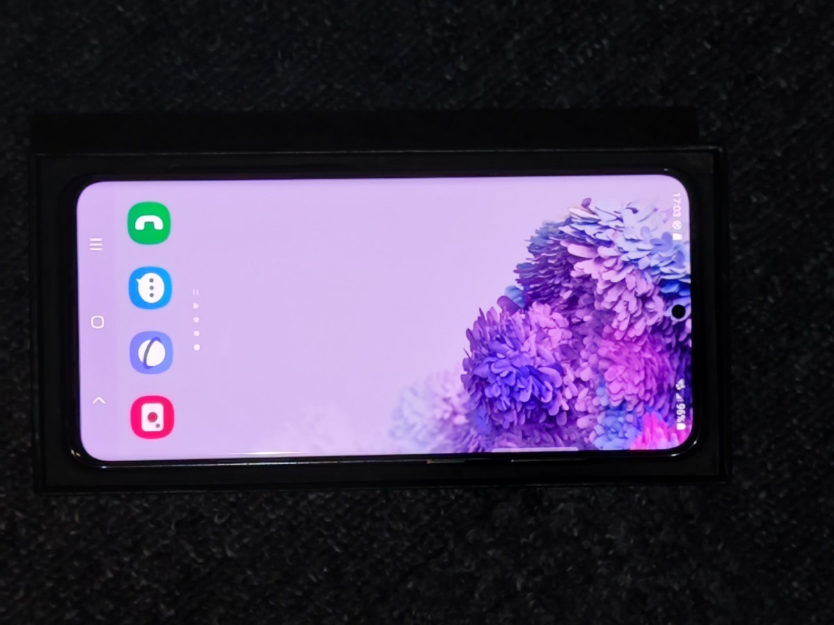【目立った傷や汚れなし】[美品] Galaxy s20 5G デュアルsim 12GB 128GB SIMフリー SM-G9810 コスミック ...
