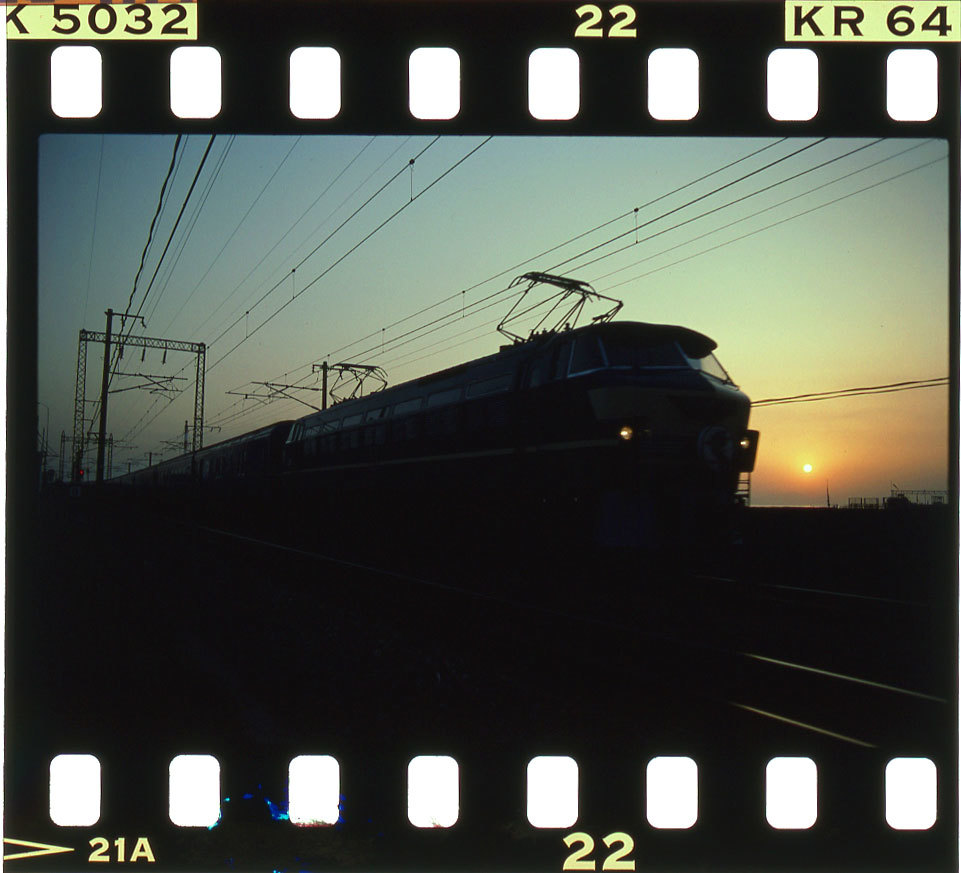 【目立った傷や汚れなし】EF66 はやぶさ シルエットの落札情報詳細 - ヤフオク落札価格検索 オークフリー