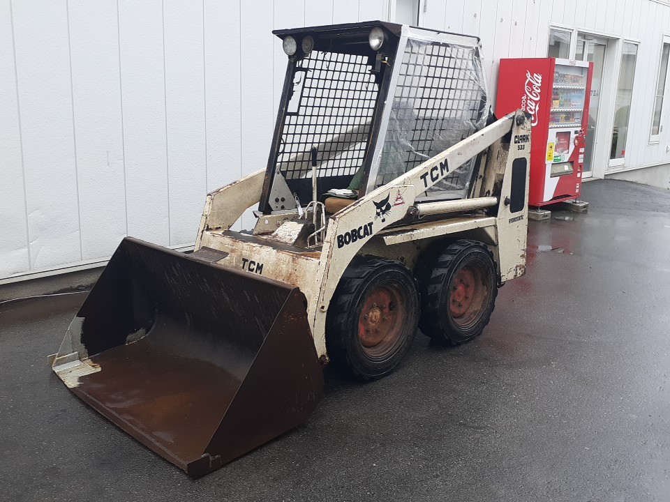 【傷や汚れあり】秋田発 TCM スキッドステアローダー SSL 704 ディーゼル 576h 動作確認OK 売切!!の落札情報詳細 - ヤフオク落札価格検索 オークフリー