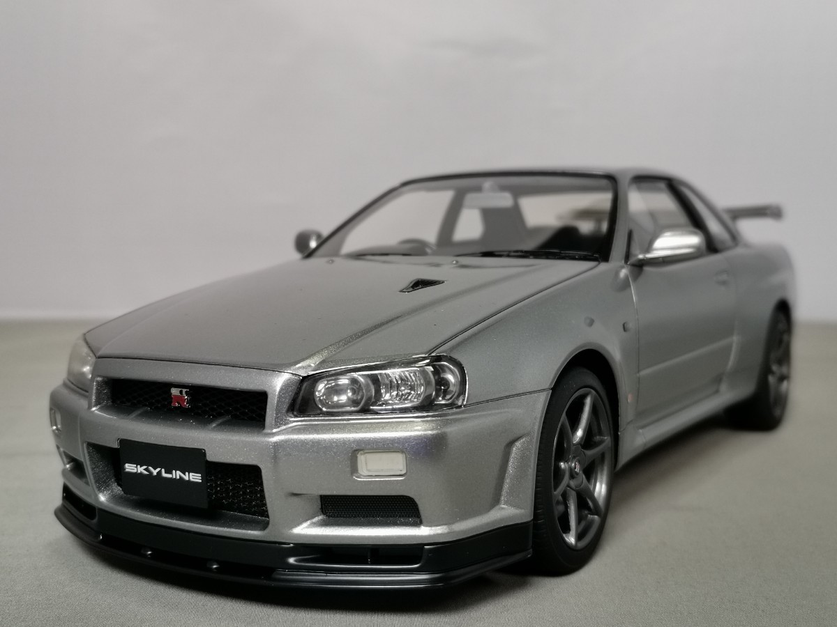【傷や汚れあり】メイクアップ IM024C 1/18 日産 スカイライン GT-R (BNR34) V-spec II 2002 スパークリングシルバー／MAKE UP IDEA ...