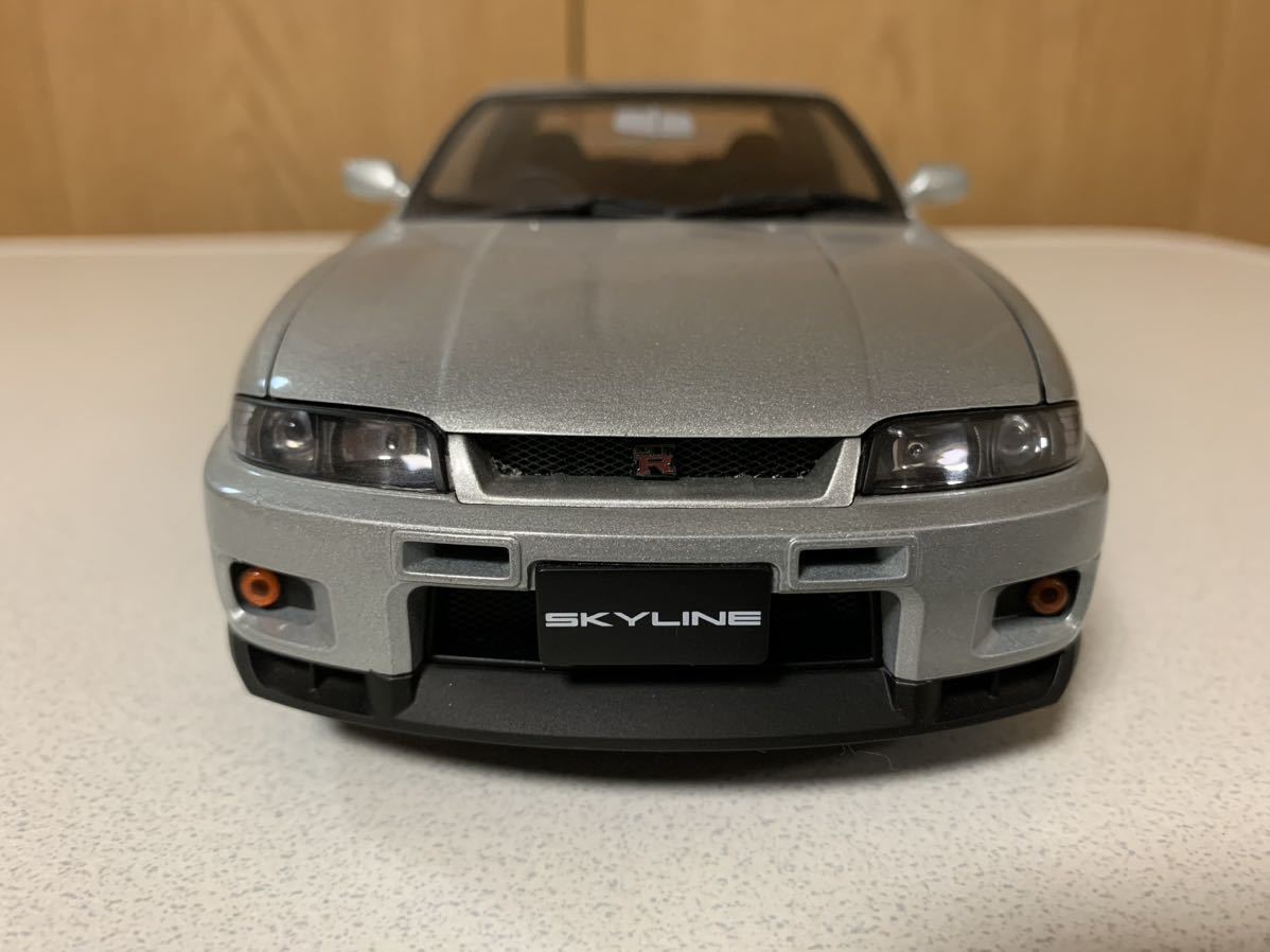 【目立った傷や汚れなし】1/18 AUTOart 日産 R33 SKYLINE GT-R V-SPEC スカイライン NISSAN 1:18 オートアート シルバー 銀の落札情報詳細 ...