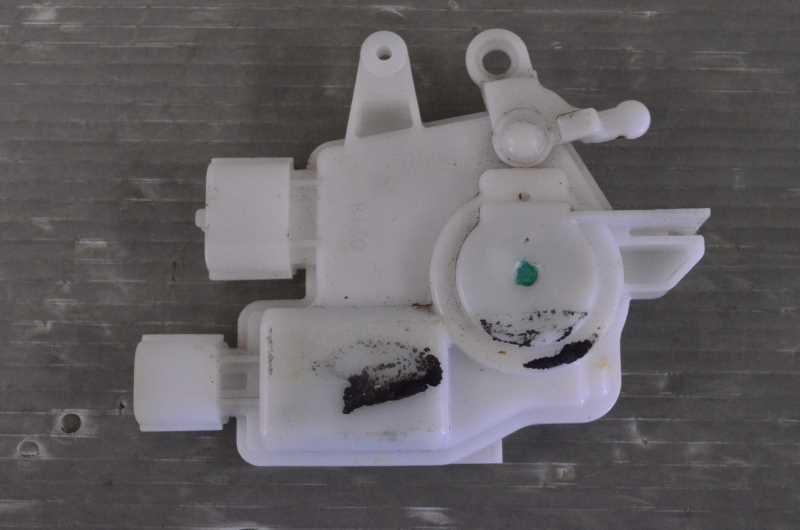 【やや傷や汚れあり】R2 i 5MT C型 後期(RC2 RC1) 純正 破損無 取付OK 動作保証 右 フロント ドアロック アクチュエーター s001706の落札情報詳細 - ヤフオク落札 ...