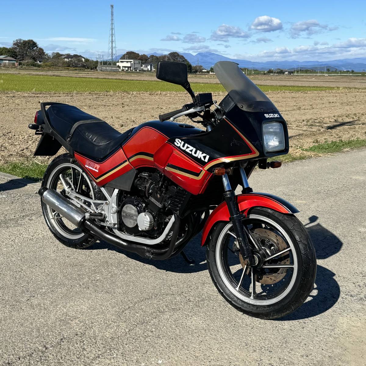 【傷や汚れあり】スズキ GSX400FW 好調 希少 カワサキホンダヤマハ検)CB FZR GT MVX NS TZ NSR FZR CBR ジェイド バリオス クラブマン 刀 GK71A ...