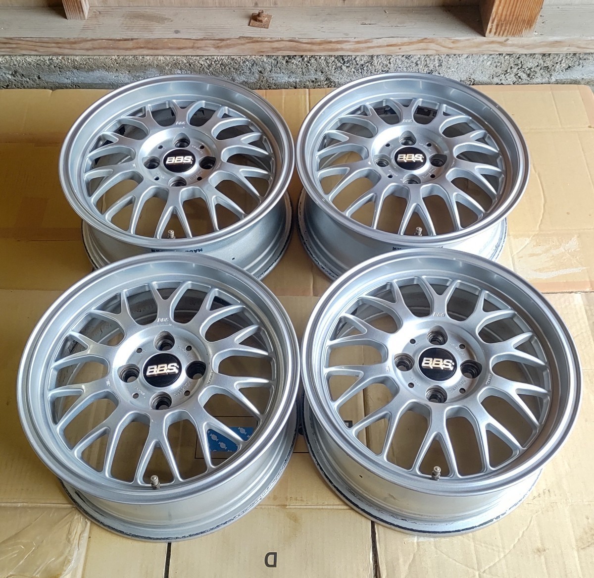 【傷や汚れあり】送料無料 BBS RG-F RG359 195/55R15 15 × 7J PCD 100 4H 4本 シルバー FORGED 軽量 鍛造の落札情報詳細 - ヤフオク落札価格 ...