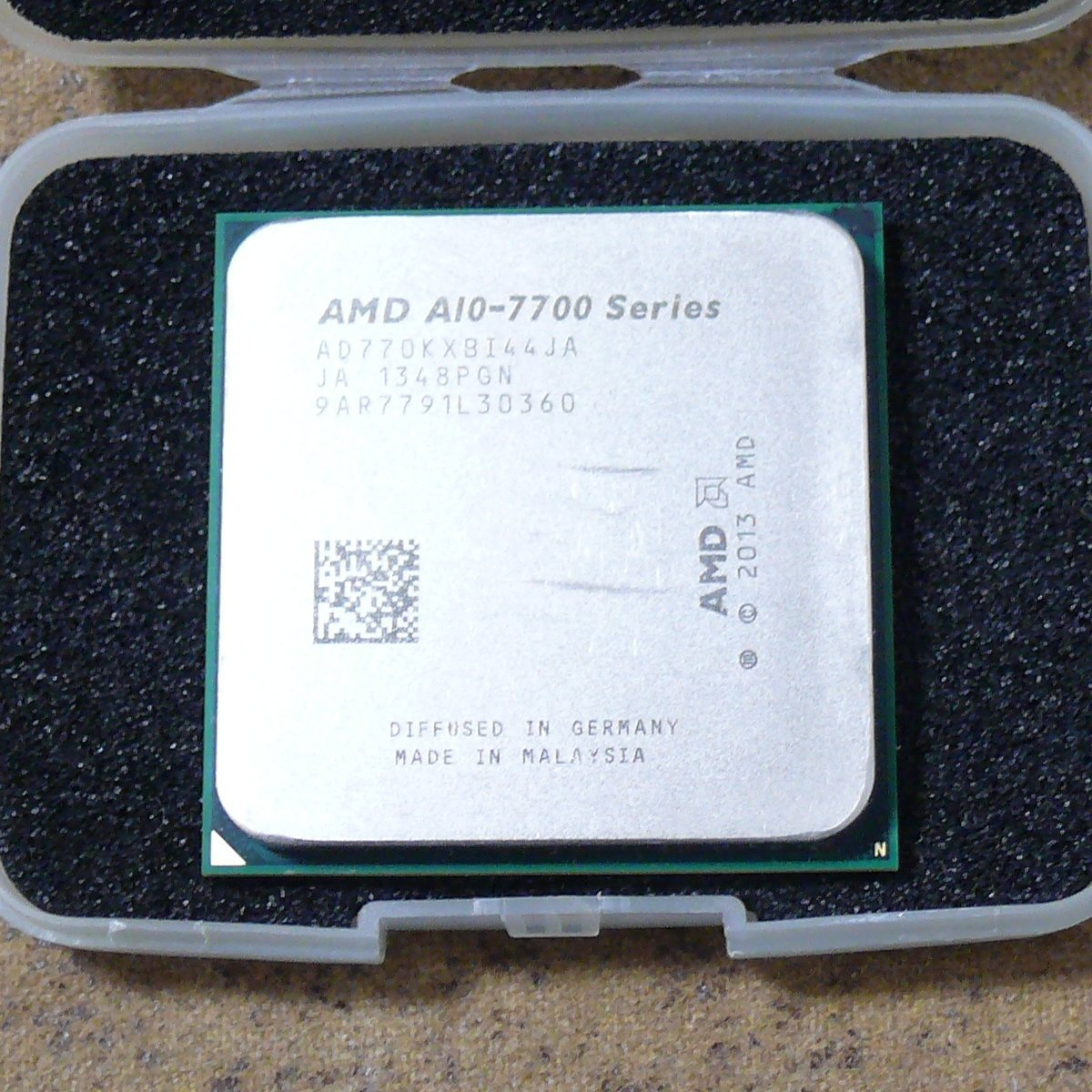【やや傷や汚れあり】yb354【JUNK】AMD A10-7700K 3.4GHz Socket FM2 (AD770KXBI44JA)の落札情報詳細 - ヤフオク落札価格検索 オークフリー
