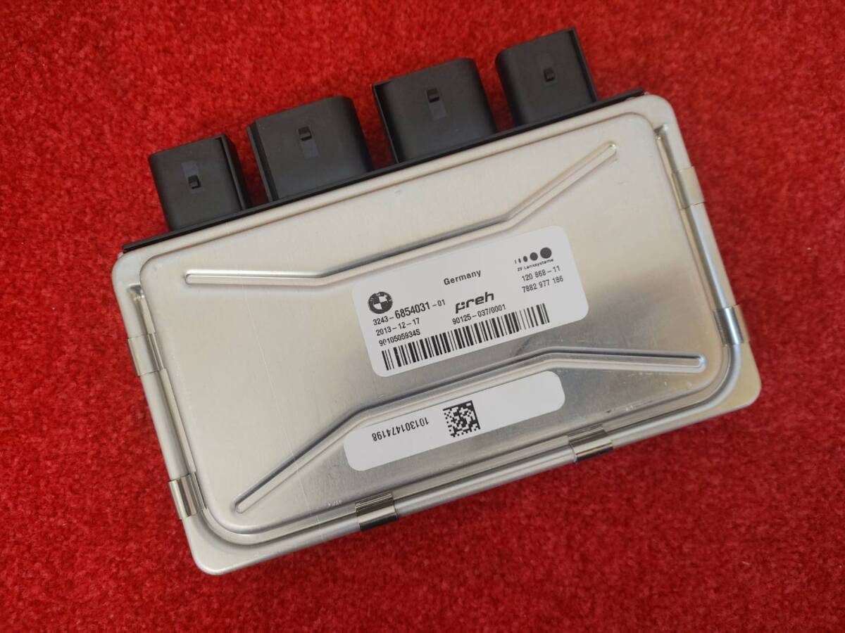 【やや傷や汚れあり】BMW (F01/F02/F06/F07/F10/F11/F12/F13) アクティブステアリング コントロール ユニット ...