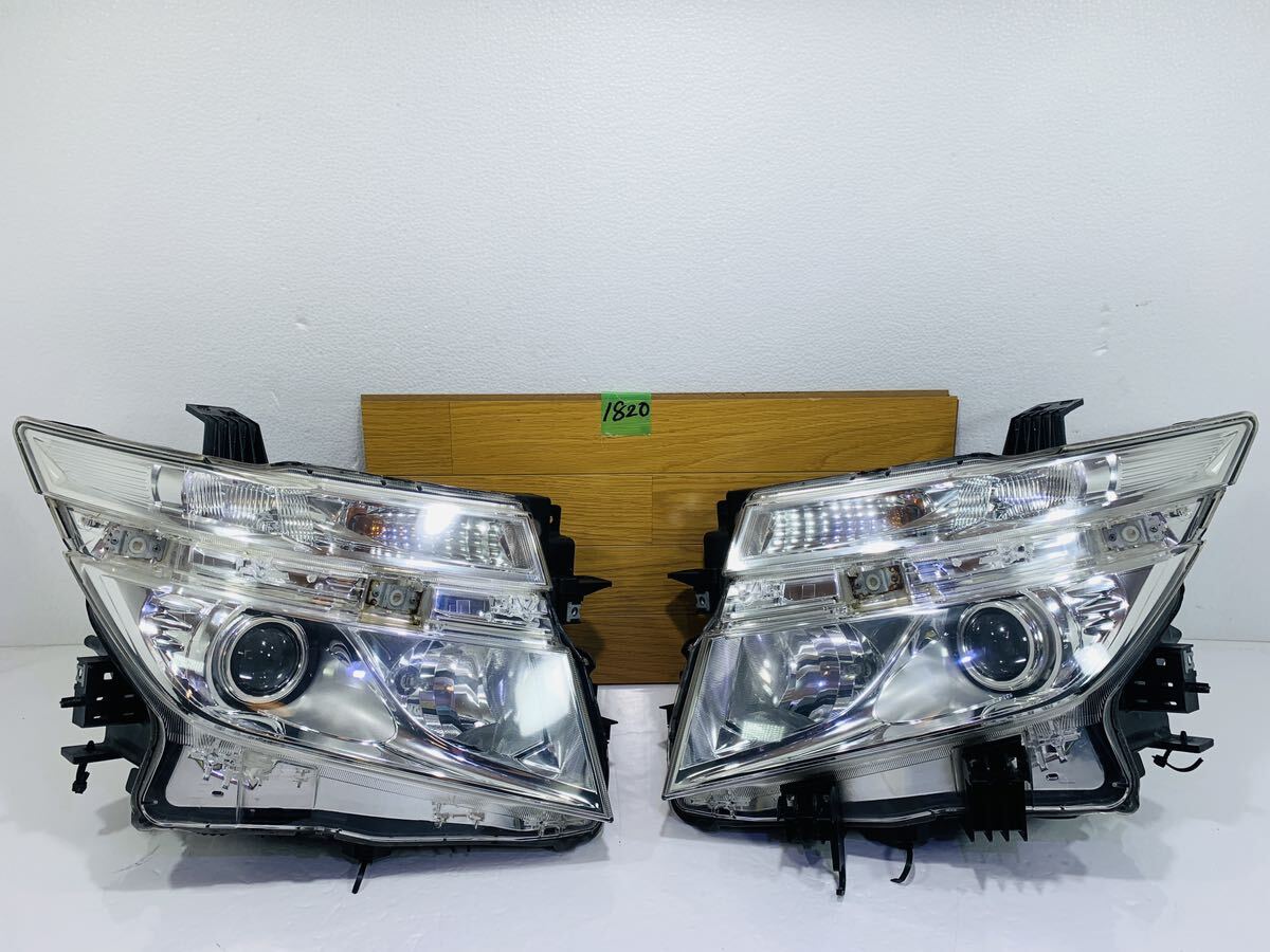 【目立った傷や汚れなし】★迅速★日産エルグランド E52 純正 左右 HID ヘッドライトセット KOITO 100-23008 PE52 PNE52 TE52 TNE52 打刻X2 ...