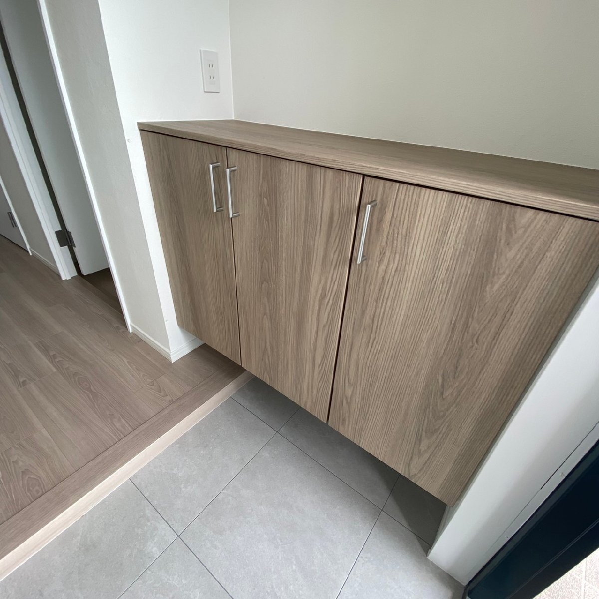 【未使用】【直接引取のみ/大阪】未使用 Panasonic/パナソニック シューズボックス W1200×H800×D410 棚板付き 玄関収納 ...