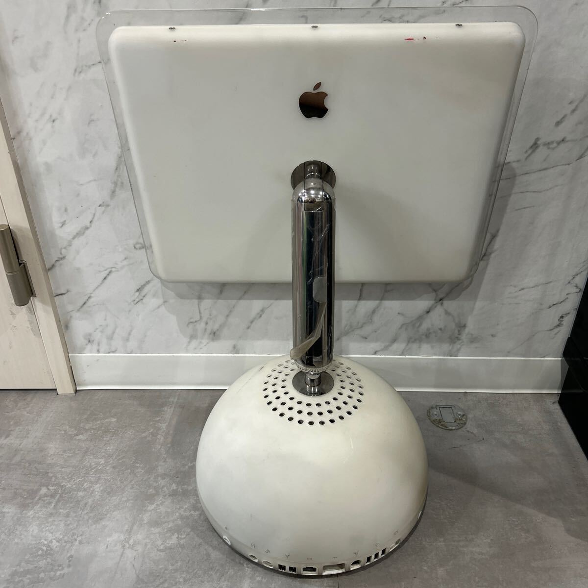 【傷や汚れあり】【ジャンク品】Apple アップル iMac 4G？(？) serialNo.QT2161PPMAY 本体のみ 通電動作未確認 ...