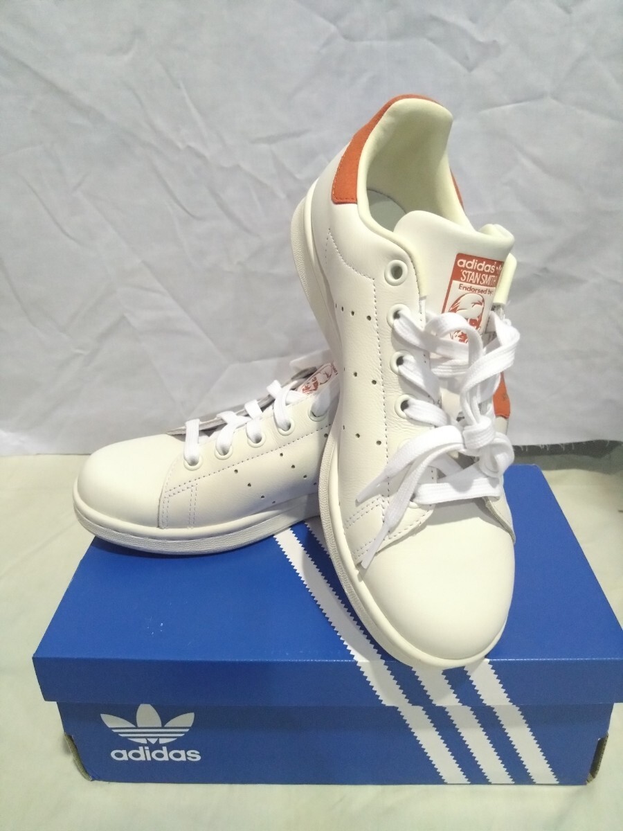 【未使用】【新品】adidas スタンスミス [STAN SMITH J] フットウェアホワイト/オフホワイト/プリラブドレッド HQ1855 ...