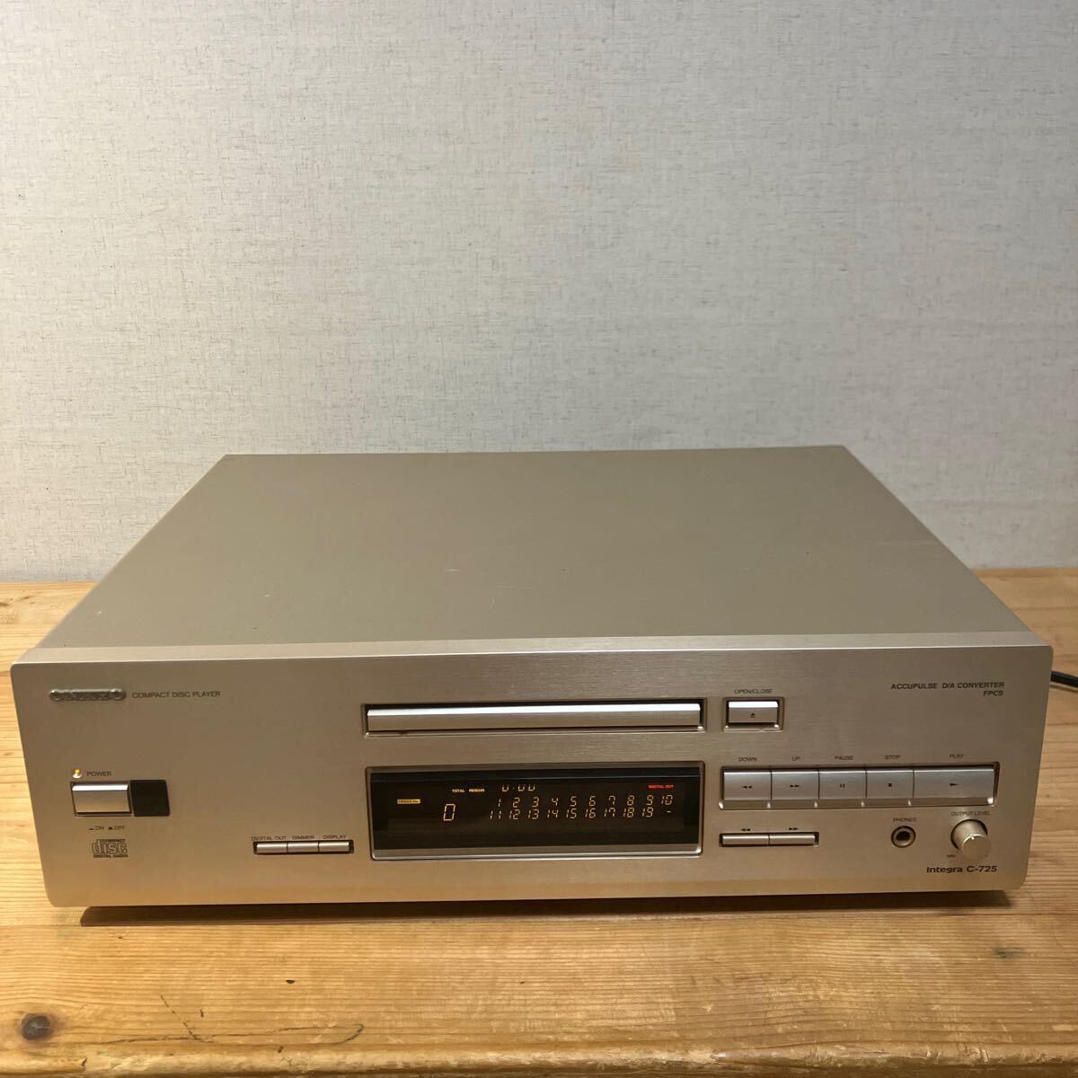 【目立った傷や汚れなし】★ ONKYO CDプレーヤー integra c-725の落札情報詳細 - Yahoo!オークション落札価格検索 オークフリー