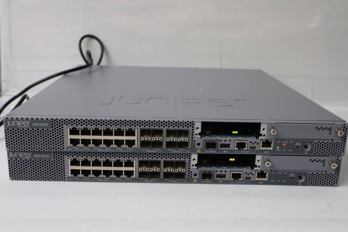 【やや傷や汚れあり】D0950(RK) Y 【2台セット】【Juniper Network】SRX1500 / 10GbE SFP+ / AC ...