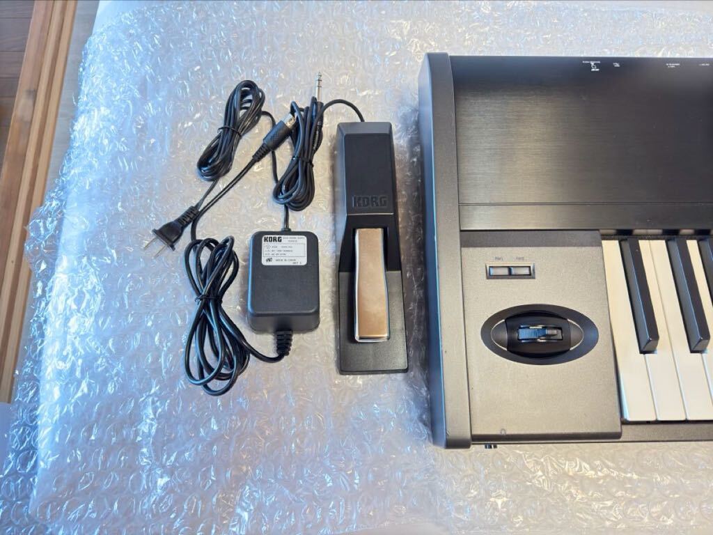 【やや傷や汚れあり】【動作確認済】Korg シンセサイザー MusicWorkStation TR88 RHII ウェイテッド88鍵盤 ...