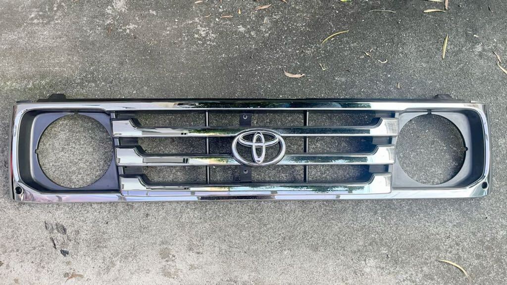 【やや傷や汚れあり】70系 純正フロントグリル ランクル ラジエターグリル 53101-60250 PZJ BJ HZJ 70V 71V ...