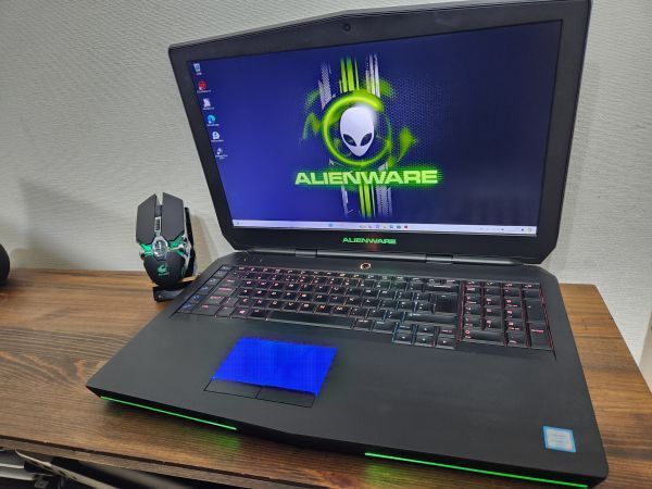 【目立った傷や汚れなし】【上位モデル】ALIENWARE 17 R3・FHD液晶 メモリ16GB Core-i7 6700HQ☆NIVIDA ...