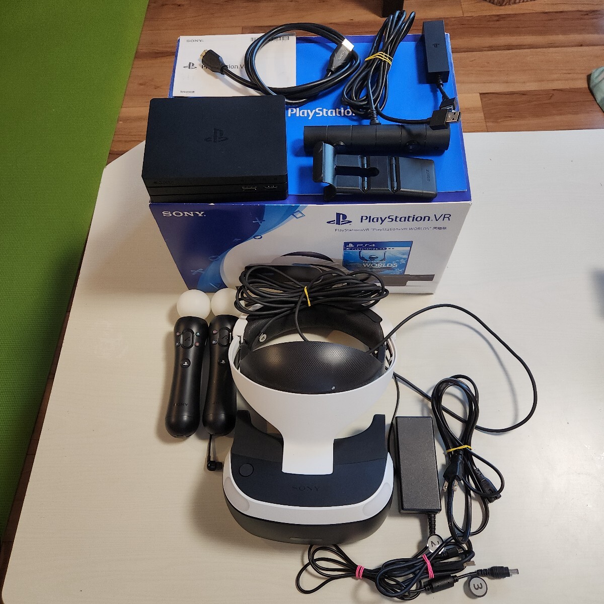 【やや傷や汚れあり】PSVR Playstation VR CUH-ZVR2 後期型 PlayStation Move2本 PlayStation Cameraアダプター付 SONYの落札情報 ...