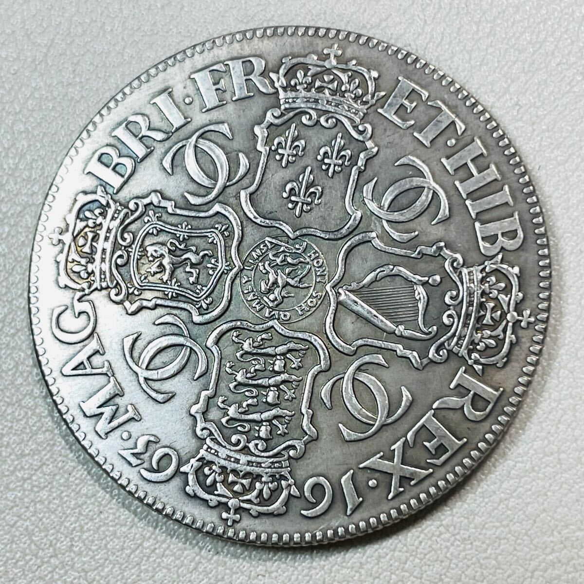 【目立った傷や汚れなし】イングランド 硬貨 古銭 チャールズ2世 1663年 イングランド スコットランド アイルランド フランス クラウン コイン 重23.56g 銀貨の落札情報詳細 ...