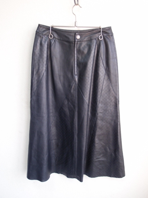【目立った傷や汚れなし】クリスチャン オジャール ラムレザー パンチング スカート / CHRISTIAN AUJARDの落札情報詳細 - Yahoo!オークション落札価格検索 オークフリー
