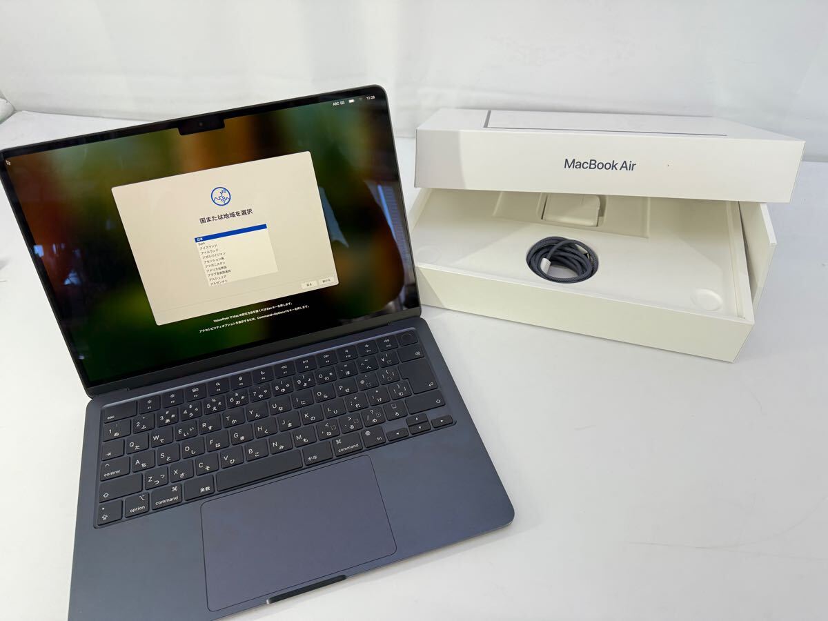 【傷や汚れあり】Apple Mac Book Air 2022 13.6インチ M2チップ 8コアCPU 8コアGPU SSD256GB メモリ8GB MDN MLY33J/A A2681 ...