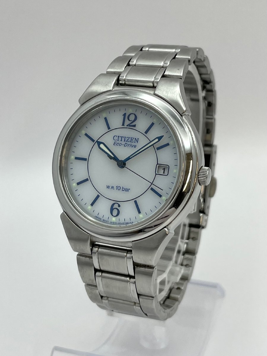 【傷や汚れあり】CITIZEN/シチズン/Eco-Drive/エコドライブ/E111-S027161/3針/デイト/白文字盤/シルバーカラー/10BAR/メンズ腕時計/稼動品/ジャンク ...